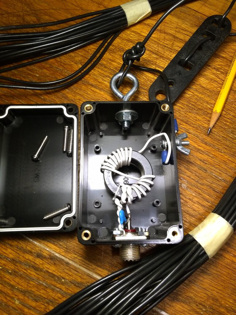 The WOLF 80m EFHW Antenna - WOLF CREEK RADIO ASSOCIATION